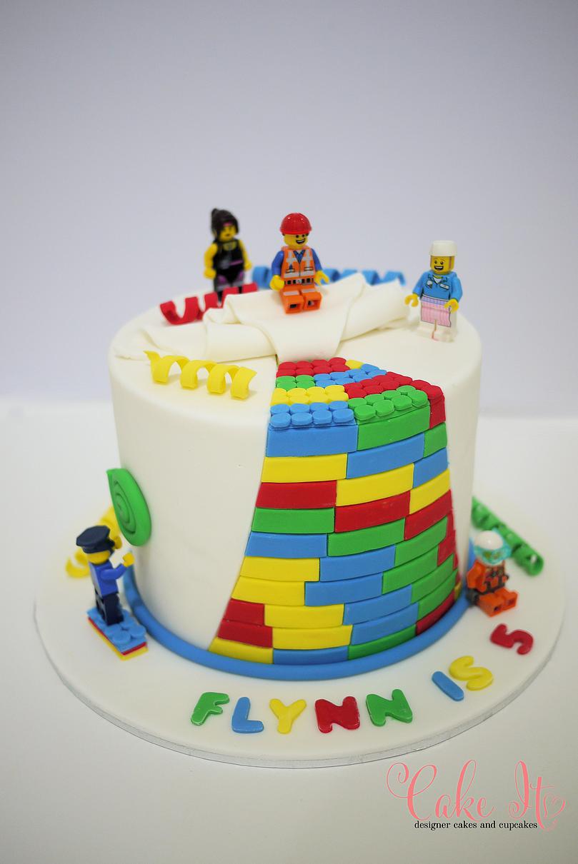 20 Unbelievable Cakes You'll Want to See | HowDoesShe