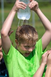Water Games You and Your Family Will Love to Play This Summer