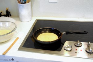 Quick and Easy Valentine Crepe Bar- with DIY banner | How Does She