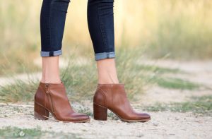 Welcoming Fall with Söfft Shoes | How Does She