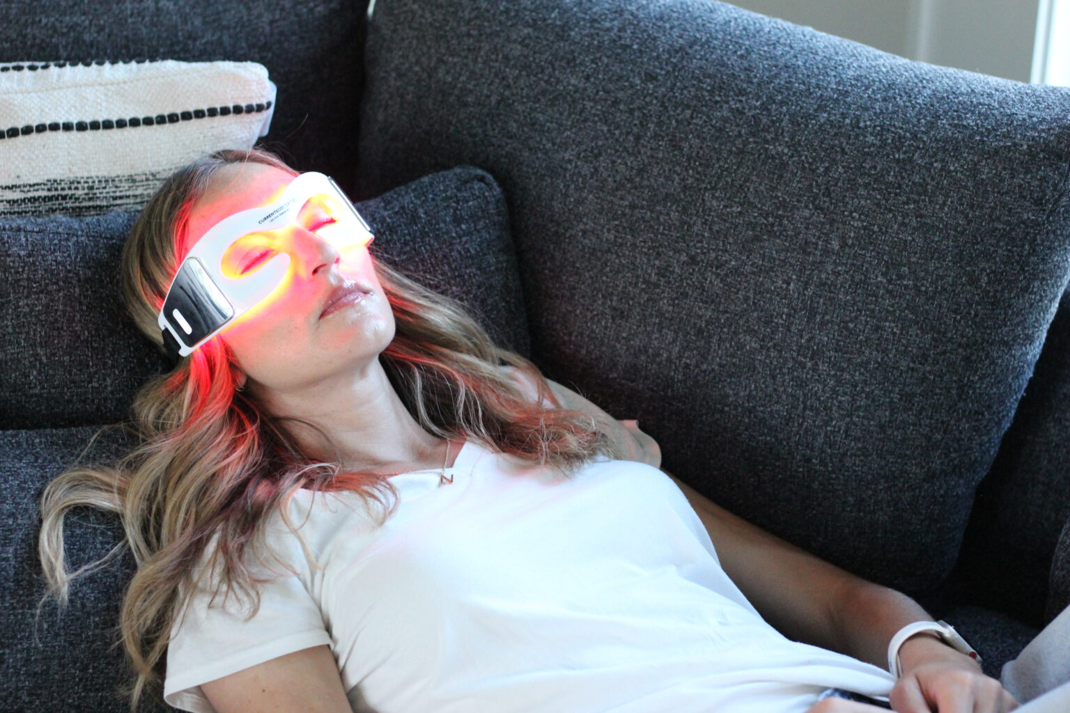 Top 4 At Home LED Light Therapy Devices | How Does She